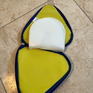 Nesquik | Storage & Organization | Original Vintage Nesquik Cd Case ...